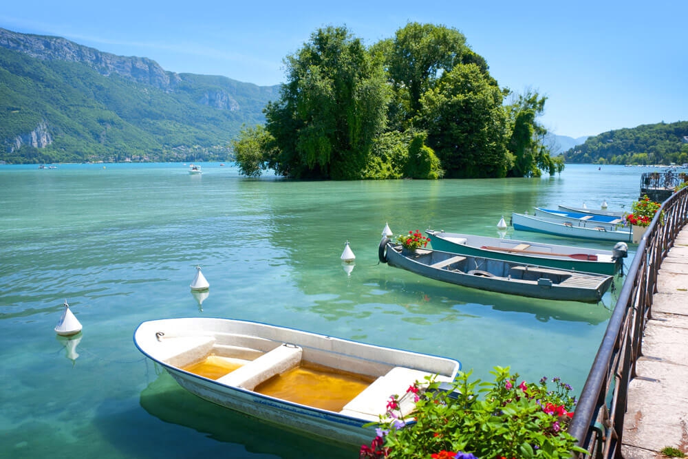 Lac d annecy camping - Joanne Holt